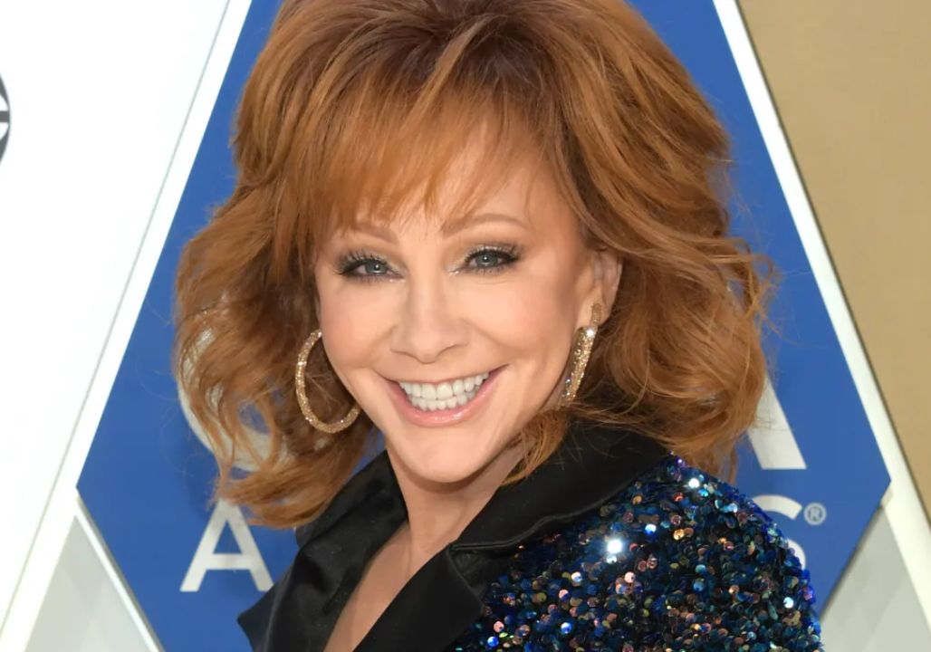 Reba McEntire - Consider Me Gone (Official Music Video) - OldiesButGoodies