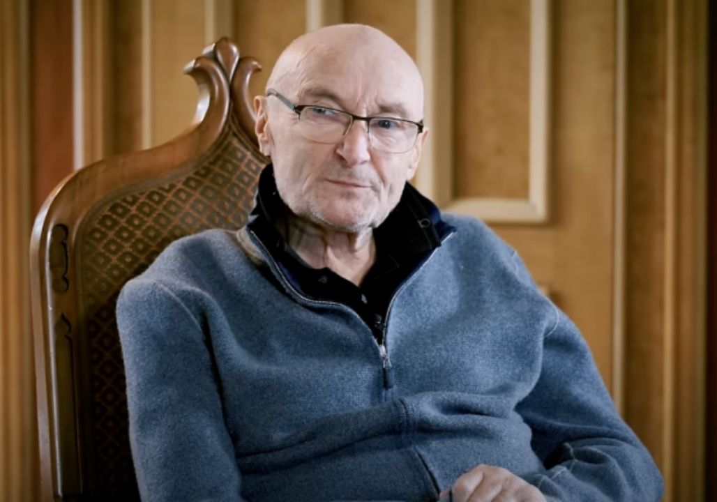 Phil Collins - Finally...The First Farewell Tour Paris 2004 ...